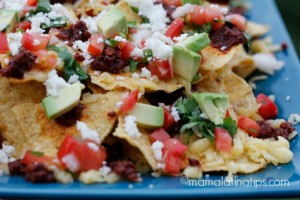 Chorizo Nachos a la Mexicana • Mama Latina Tips