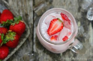 Strawberry Horchata Fast, Easy and Delicious • Mama Latina Tips