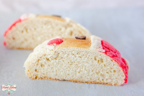 Santa Claus Concha Recipe • Mama Latina Tips