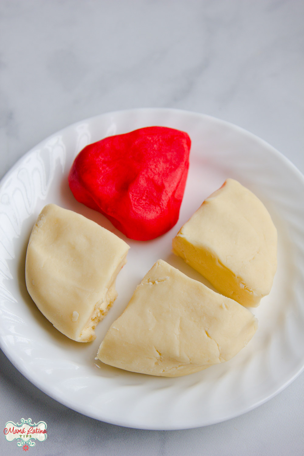 Santa Claus Concha Recipe • Mama Latina Tips