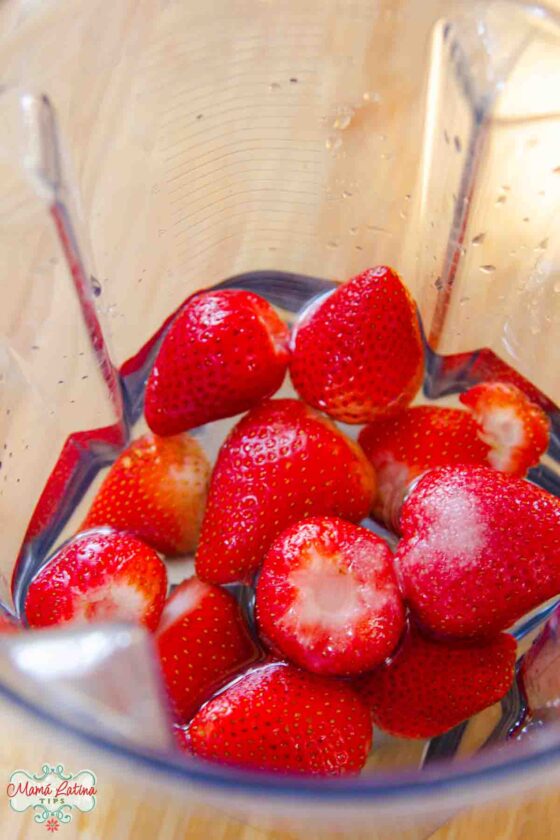 Easy Mexican Strawberry Agua Fresca • Mama Latina Tips